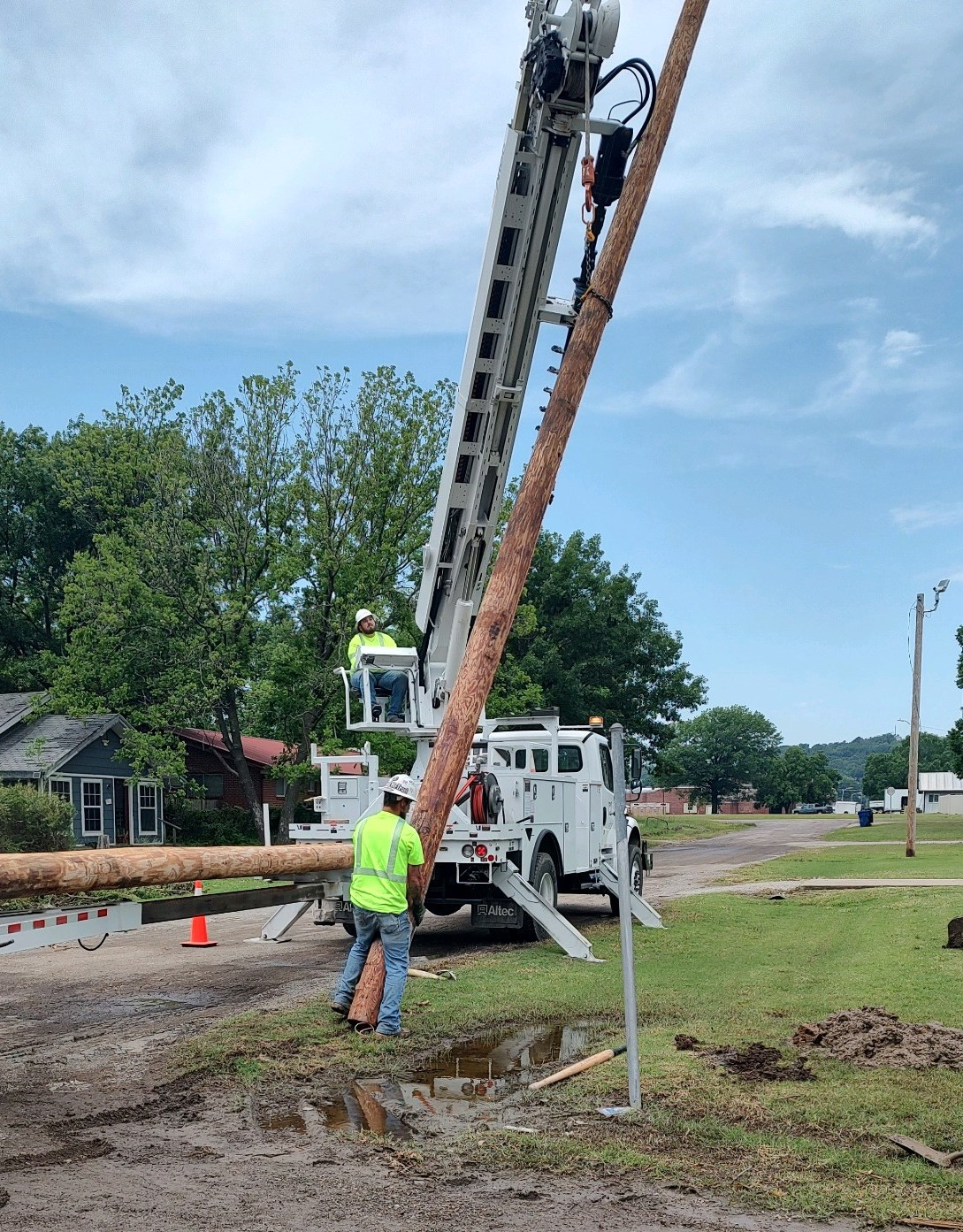 Windstream Newsroom - Barnsdall, Progress One Pole at a Time